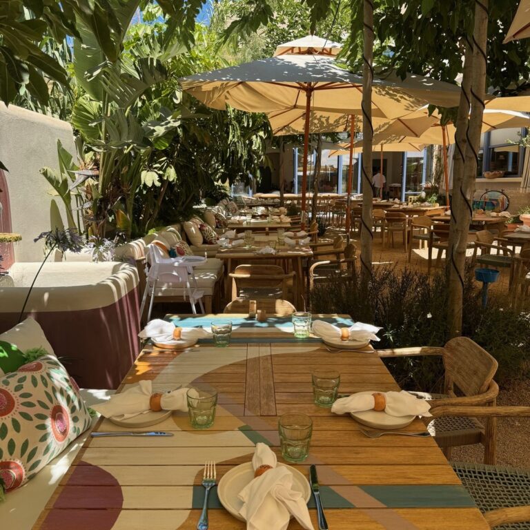 Pollensa Bay's seafront cantina | O96